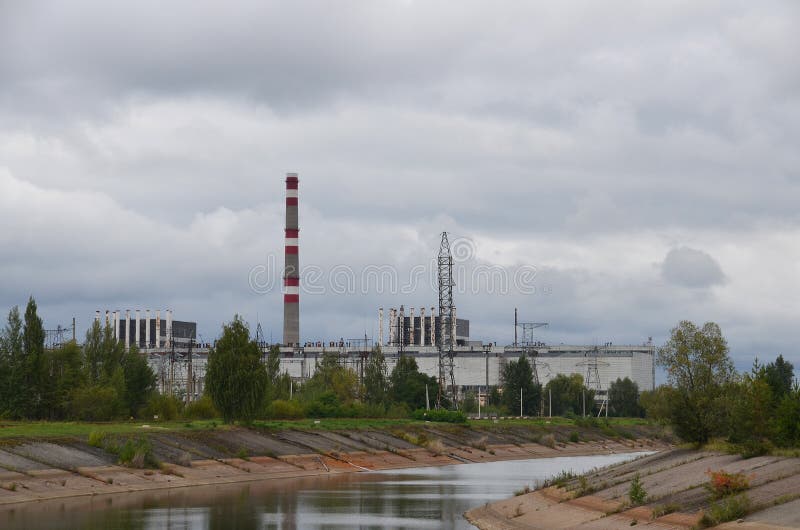 Reactor Number 6, Construction of Reactors Number 5 and 6 Editorial ...