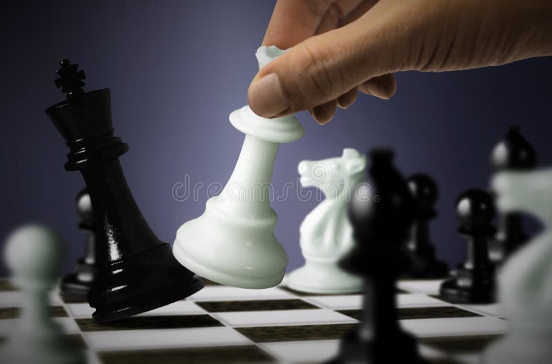 Chess game queen checkmate stock image. Image of play - 30235885