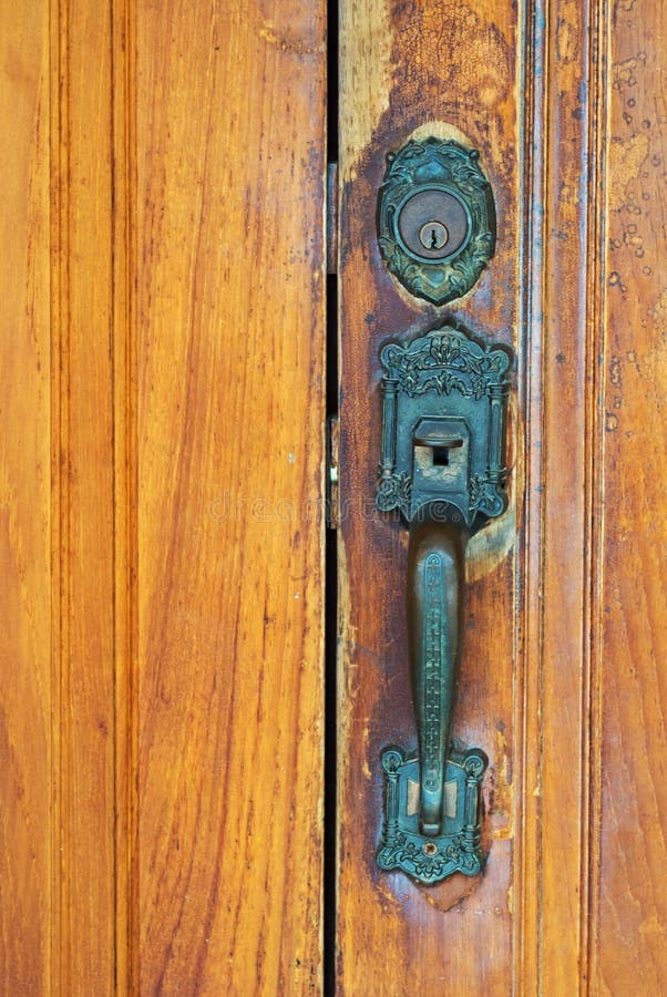 Treasure Chest Latch Stock Photos - Download 706 Royalty Free Photos