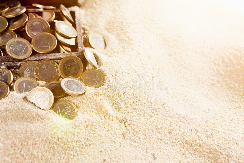 237 Coins Treasure Chest Beach Stock Photos - Free & Royalty-Free Stock ...
