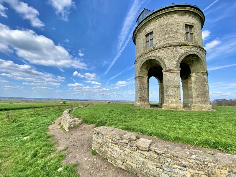Chesterton Windmill in the Sunshine Stock Image - Image of rock ...