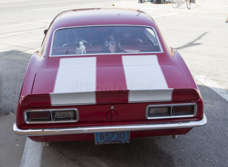 293 Chevy Camaro Rojo Fotos de stock - Fotos libres de regalías de ...