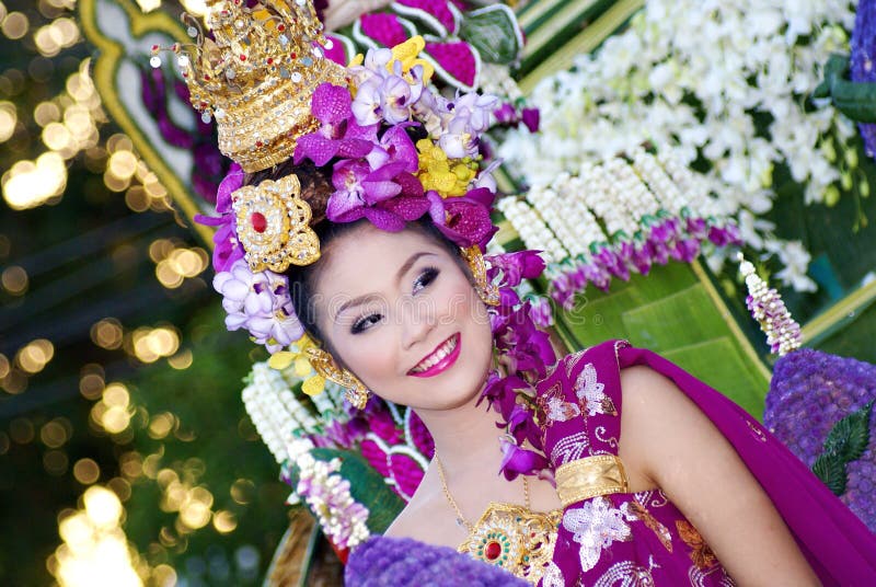 Chiang Rai Flower Festival foto editorial. Imagem de parada - 60082936