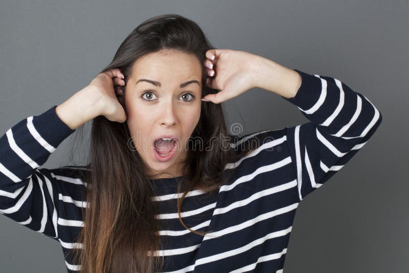 Chica Joven Pasmada Que Expresa El Asombro Imagen de archivo - Imagen ...