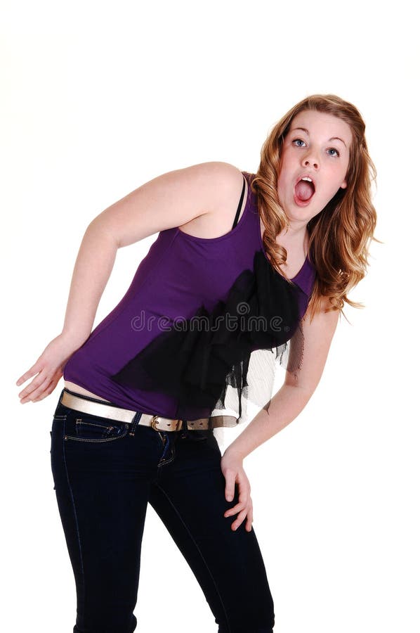 Chica joven que grita. imagen de archivo. Imagen de facial - 13074373