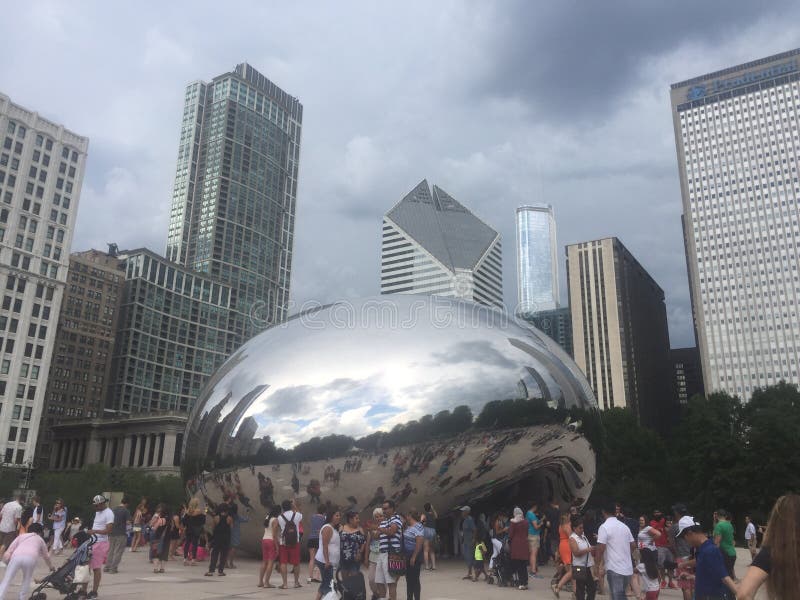 Chicago silver bean editorial photography. Image of artist - 33624852