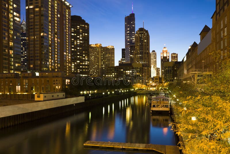 Canal in Chicago stock image. Image of canal, commercial - 10631481