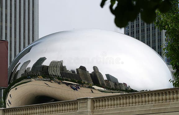 Chicago Bean editorial image. Image of arch, blue, center - 7412165