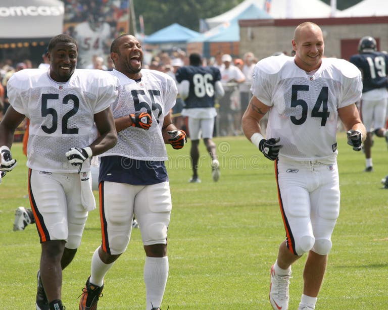 Chicago Bears players editorial photo. Image of briggs - 5889131