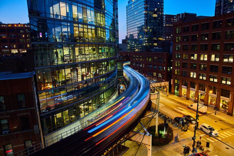 Chicago Blue Hour Train Track - Elevated Urban View Editorial ...