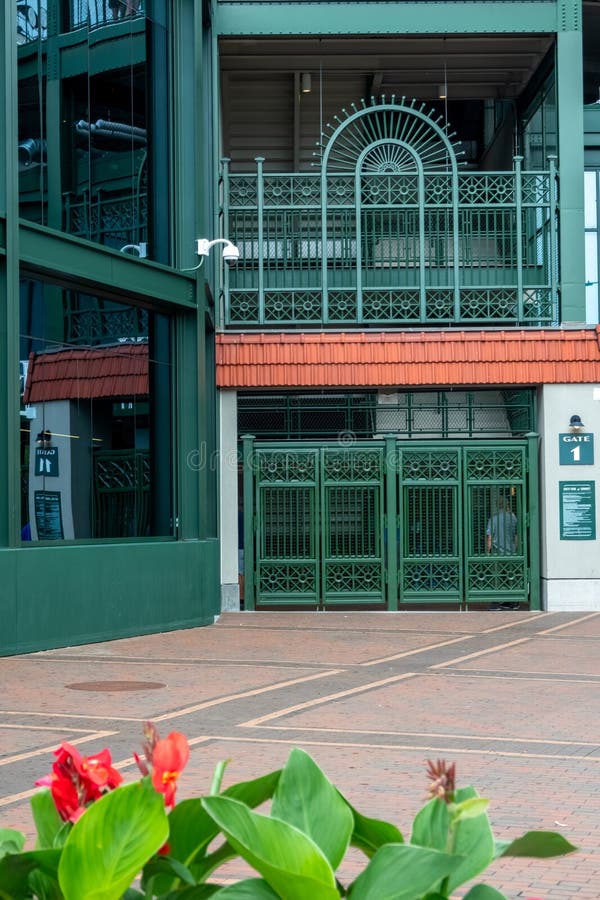 Chicago Cubs Wrigley Field Baseball Stadium Scenes Editorial Photo ...