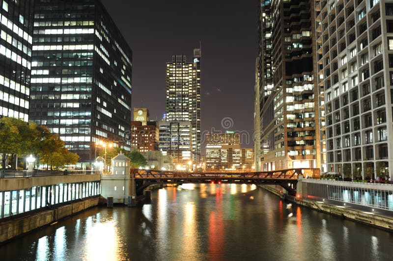 Chicago downtown editorial stock image. Image of exterior - 63298949
