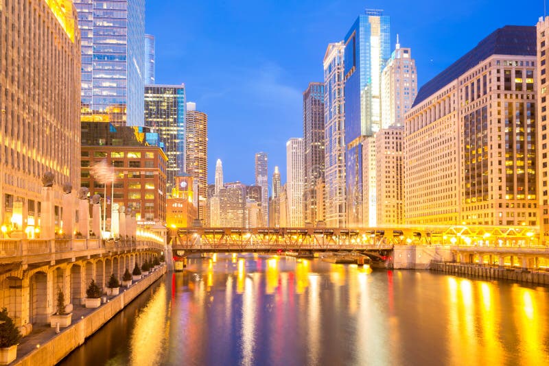 Chicago Downtown and River Dusk Stock Image - Image of destinations ...