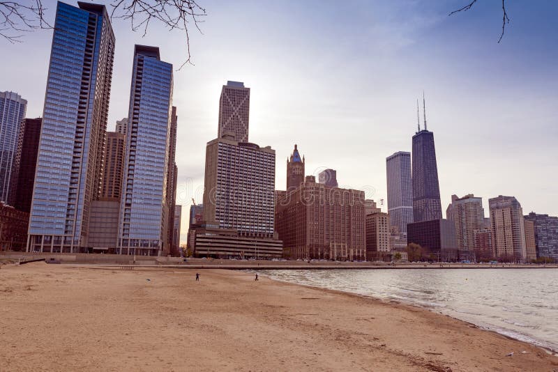 Chicago Downtown stock image. Image of dusk, metropolitan - 30976437
