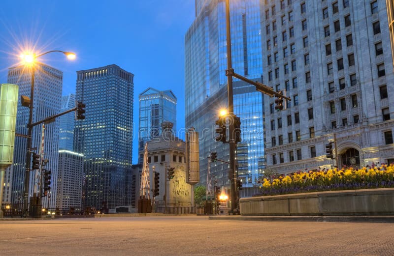 Chicago in the Early Morning Stock Image - Image of blue, chicago: 19750997