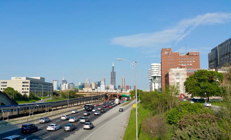Chicago Expressway editorial photography. Image of road - 71084257