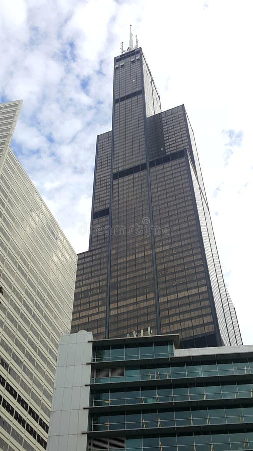 Chicago High Rise Apartment Buildings Editorial Photography - Image of ...