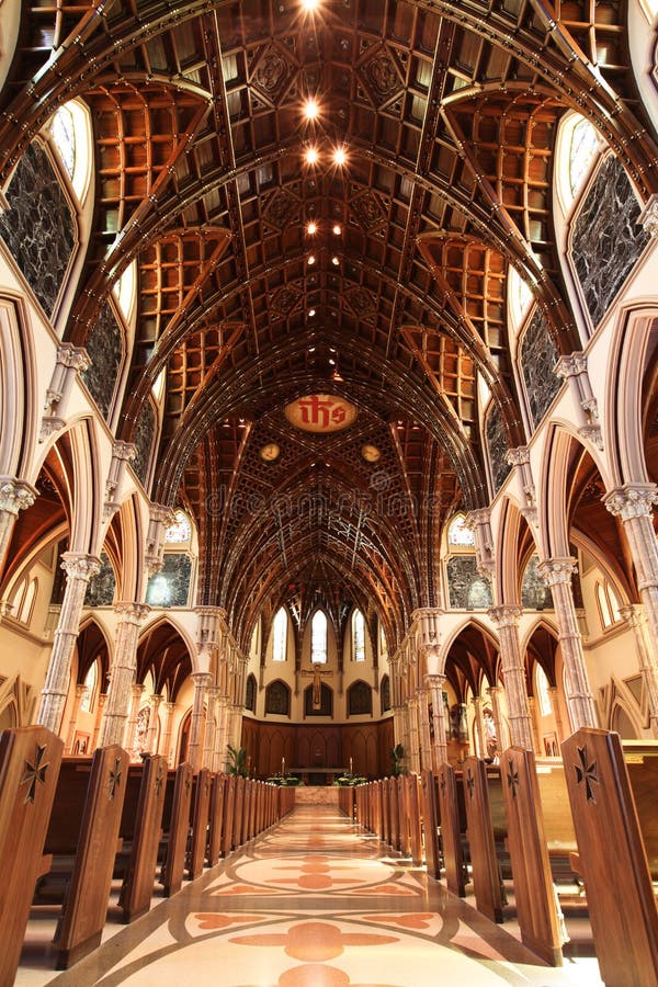 Chicago - Holy Name Cathedral Editorial Image - Image of patrons, floor ...