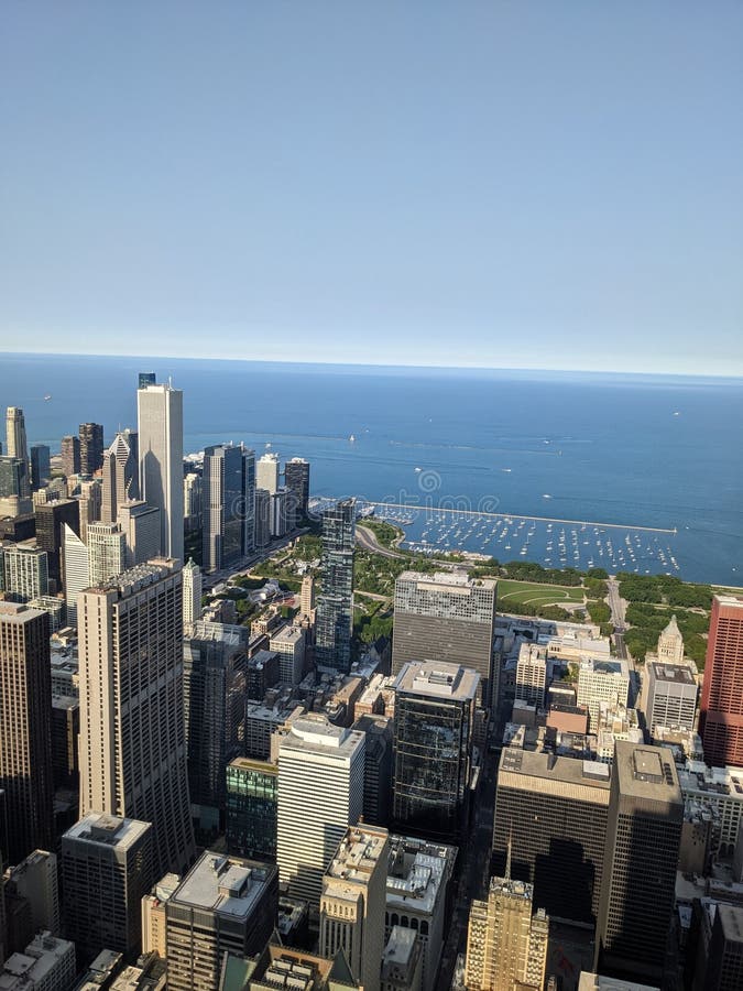 Chicago IL Skyline Downtown Stock Photo - Image of skyline, lake: 384623910