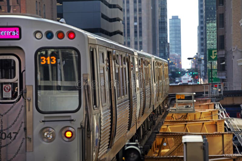 The Chicago L Overground Subway Train Editorial Photography - Image of ...