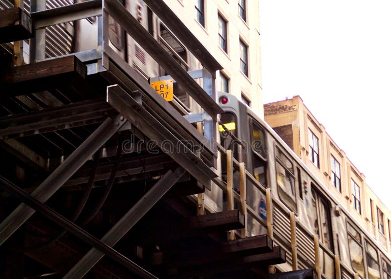 Chicago Loop El Train Passing Overhead during Rush Hour Commute Stock ...