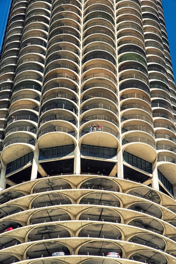 Chicago car park building editorial stock image. Image of life - 99556024