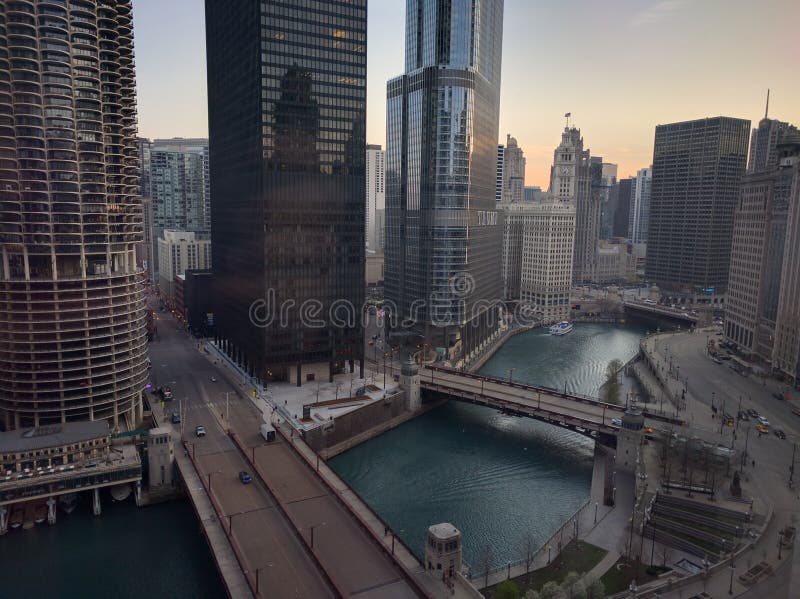 Chicago Morning with a View Editorial Photo - Image of chicago, skyline ...