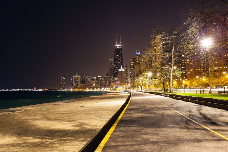 Chicago North Beach stock image. Image of blue, landmark - 30542335