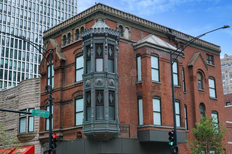 Chicago Old Town area editorial stock photo. Image of rise - 369199148