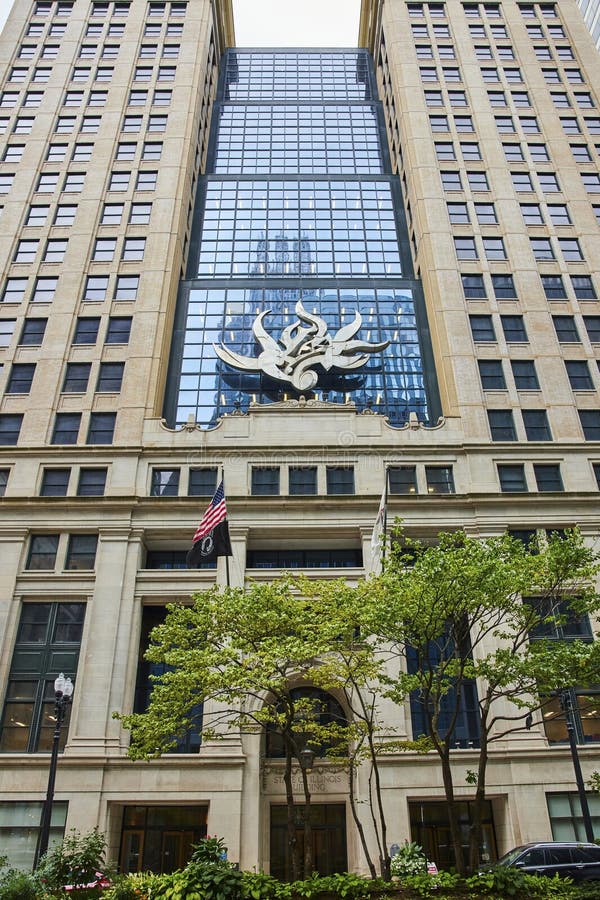 Chicago Public Art, Abstract Flame Sculpture on Building with ...