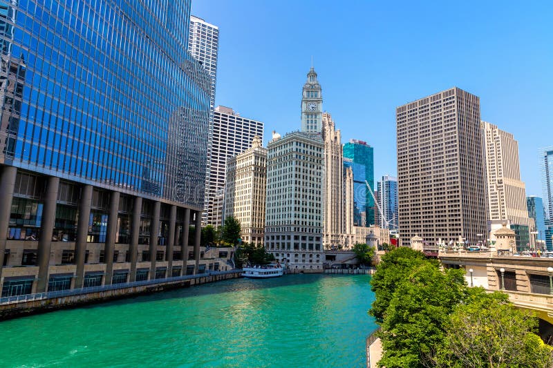 Chicago River and Bridge in Chicago Stock Image - Image of ...
