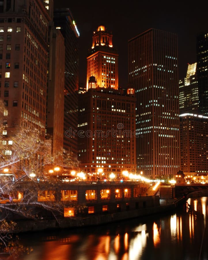 Chicago River at Night stock photo. Image of skyline, illinois - 339532