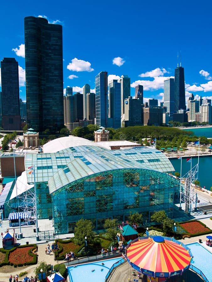 Chicago Navy Pier Giant Ferris Wheel Close Up Editorial Stock Image ...