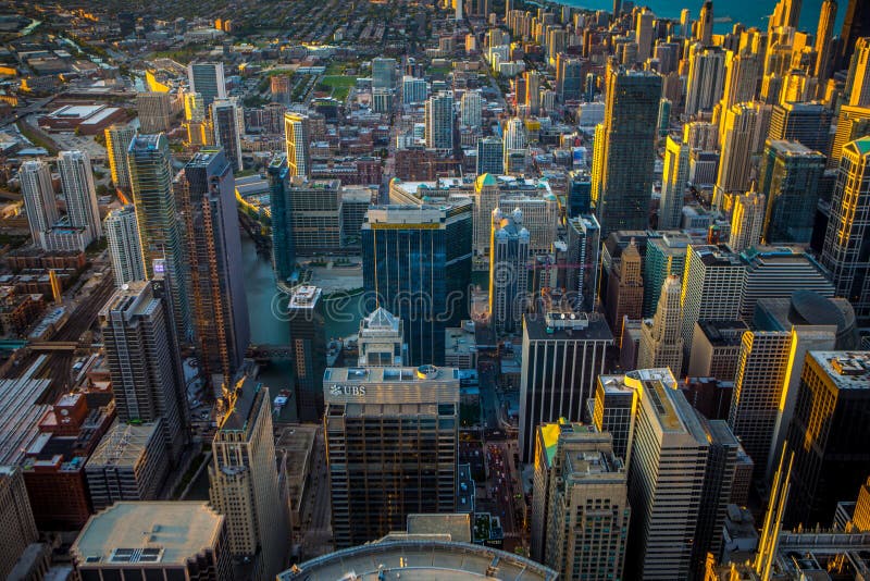 Chicago Skyline editorial photo. Image of downtown, illuminate - 94774736