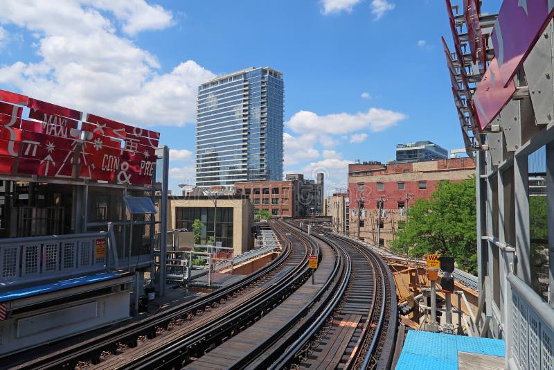 Subway station in Chicago editorial stock image. Image of chicago ...