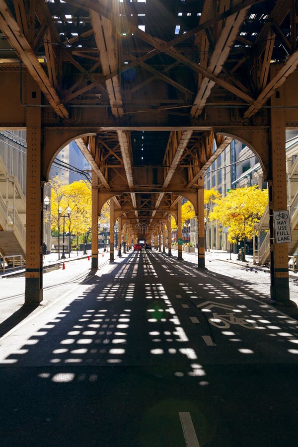 Chicago Street View stock photo. Image of beautiful, centre - 14569790