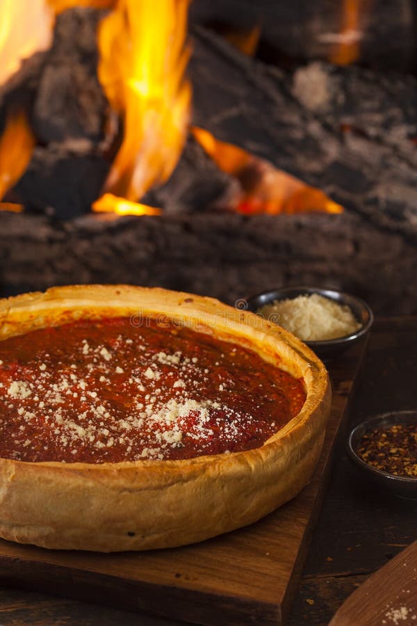 Chicago Style Deep Dish Cheese Pizza Stock Image - Image of garlic ...