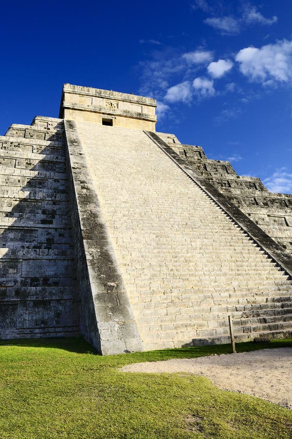Chichen Itza stock image. Image of religious, construction - 25222293