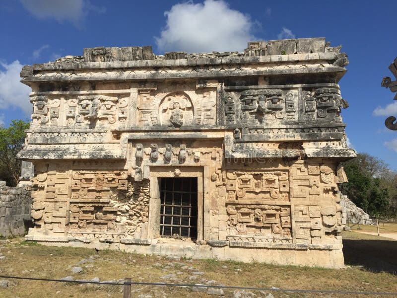 Chichen Itza Architecture in Mexico Stock Photo - Image of architecture ...