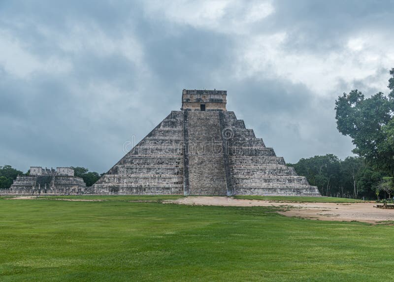 Chichen Itza stock image. Image of archaeology, religion - 316190205