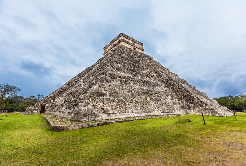 26+ Cancun pyramid Free Stock Photos - StockFreeImages