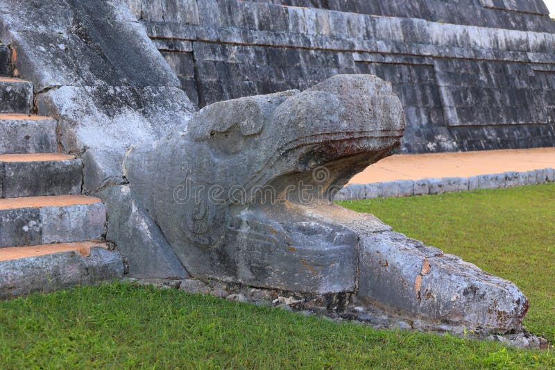 Kukulcan serpent snake editorial photo. Image of vacation - 369735456