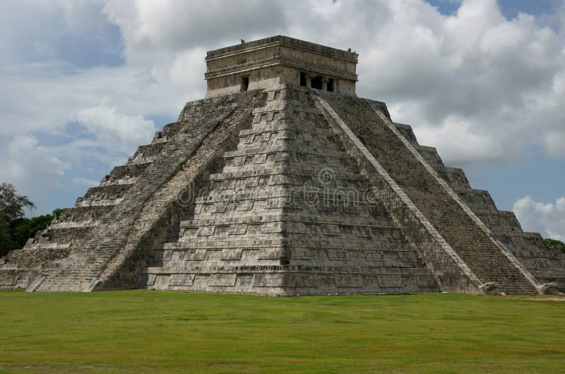 Chichen Itza stock image. Image of location, mexico, mayan - 38846929