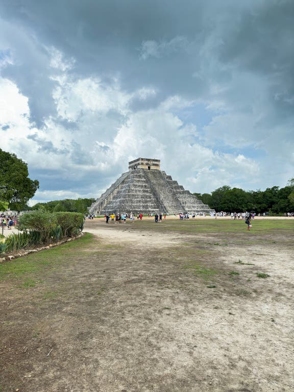 Chichen Itza Pyramid Mexico Stock Photo - Image of holiday, vacation ...