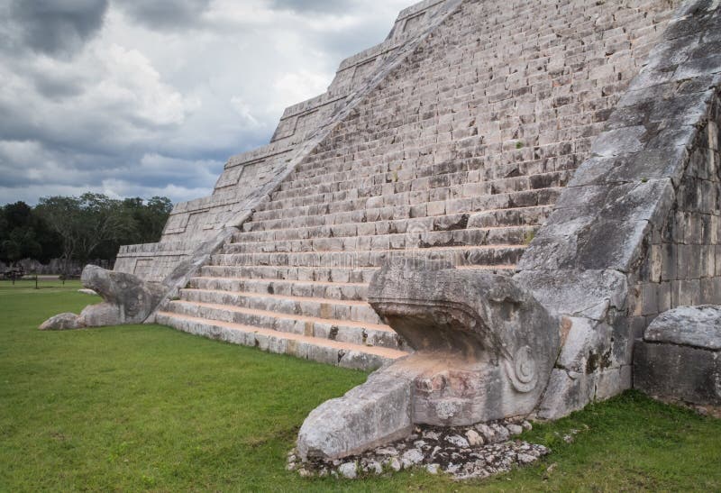 Chichen Itza Pyramid Stairs Stock Image - Image of ancient, religion ...