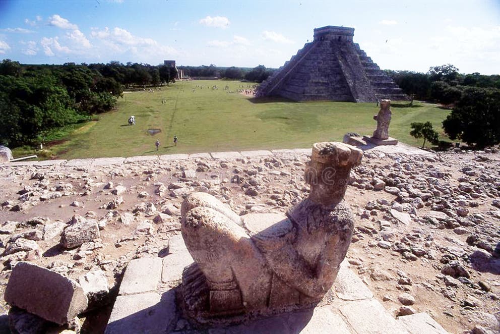 Chichen Itza, Yucatan, Mexico. Kukulkan Temple Stock Image - Image of ...