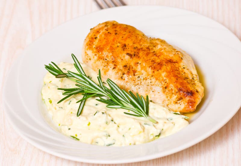 Chicken Breast with Garnish Stock Photo - Image of diet, cooking: 39274238