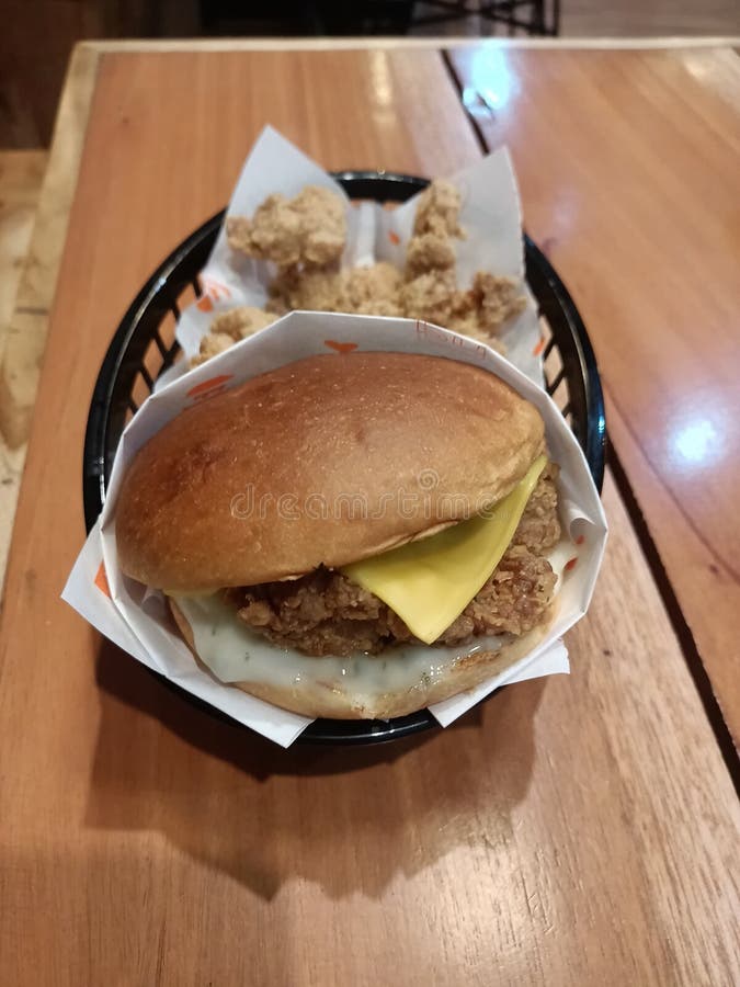 Chicken Burger with Chicken Pop Stock Photo - Image of snack, breakfast ...