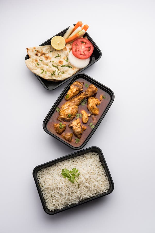 Chicken Curry Masala Packed in Plastic Container for Home Delivery ...