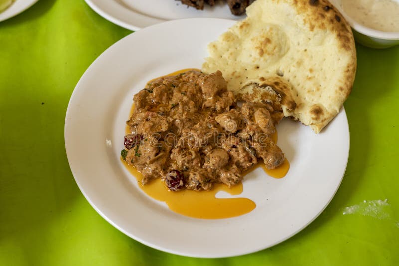 Chicken Handi And Roti